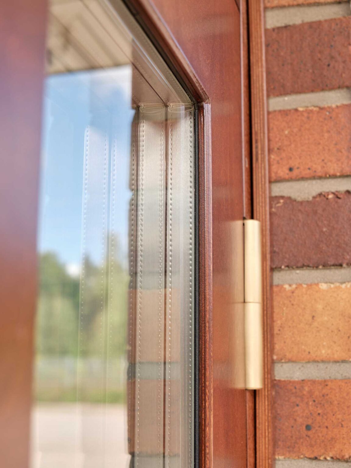 Kerrostaloasuntoon turvaovi 60-luvun tyyliä mukaillen | Kaso